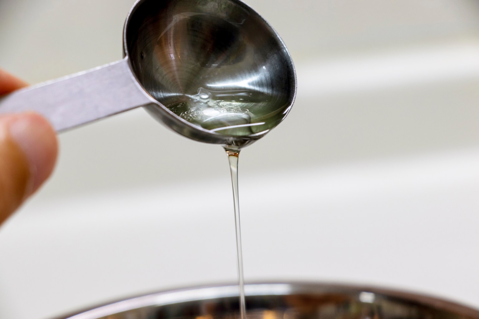Ultimate Guide: How to Use MCT Oil Effectively | Dr. Berg