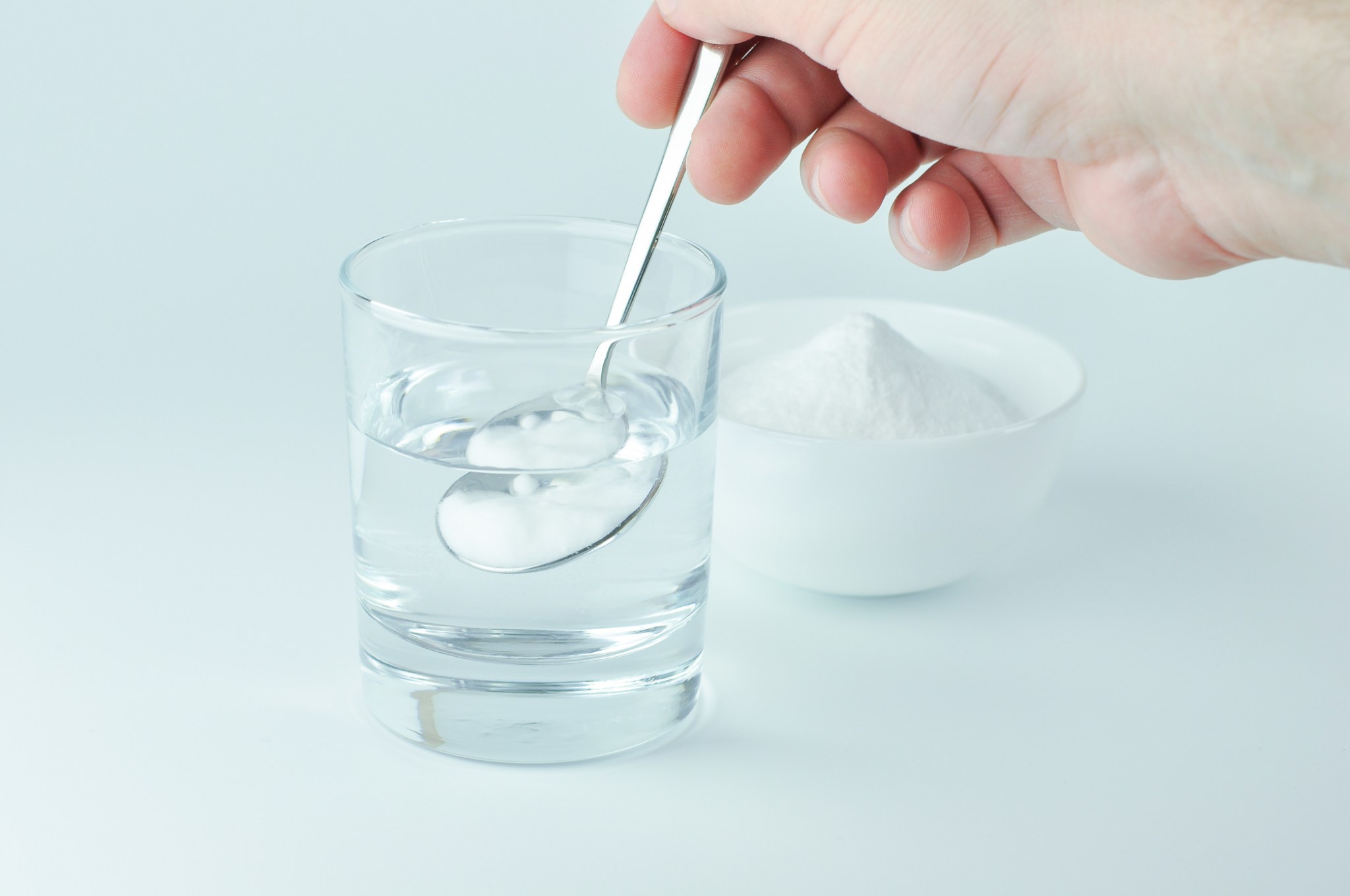 6 Benefits of Baking Soda and How to Use It | Dr. Berg